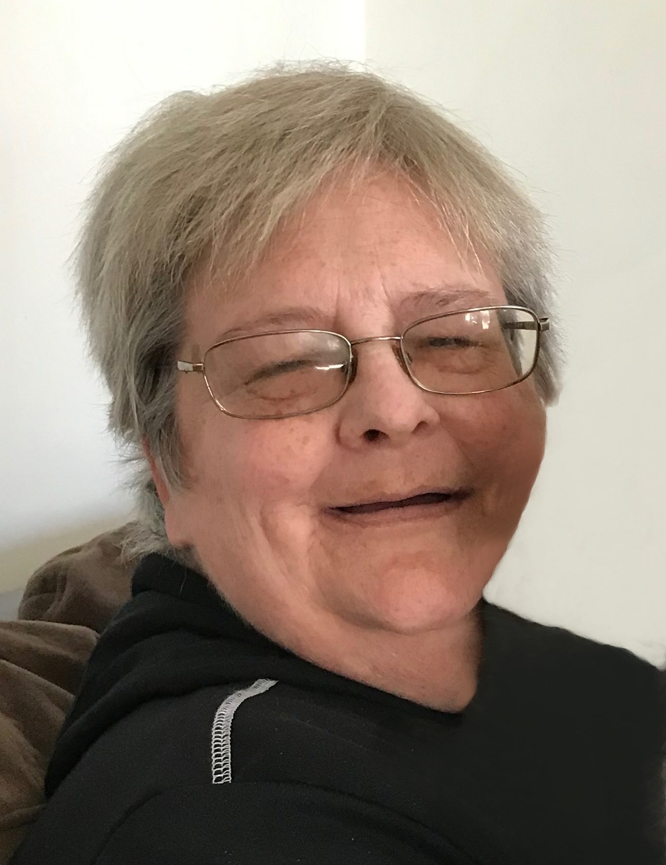 Laura Rhoads's Instagram, Twitter & Facebook on IDCrawl