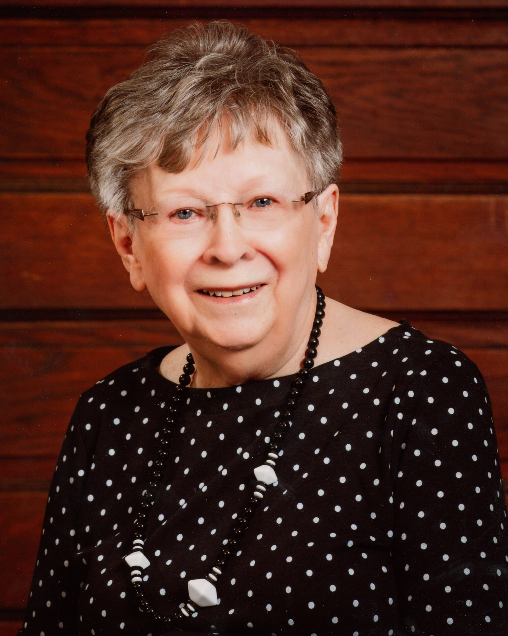 Lori Hahnen's Instagram, Twitter & Facebook on IDCrawl