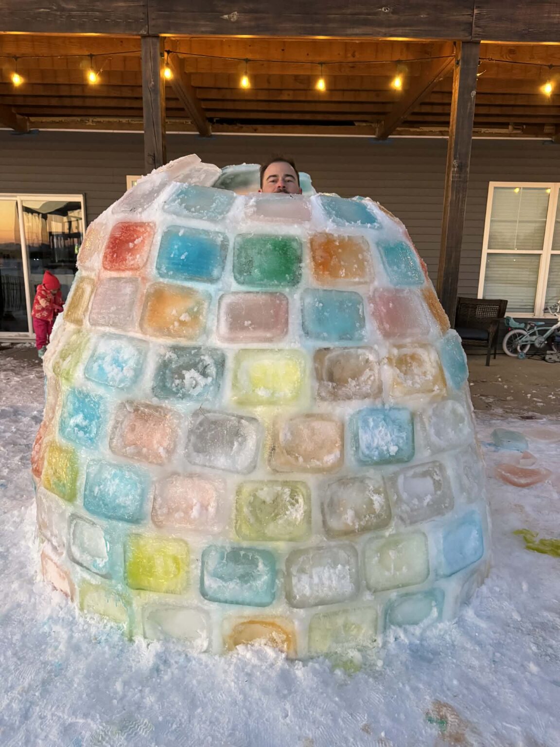 Colorful ice igloo draws attention in Bluegrass Commons neighborhood ...
